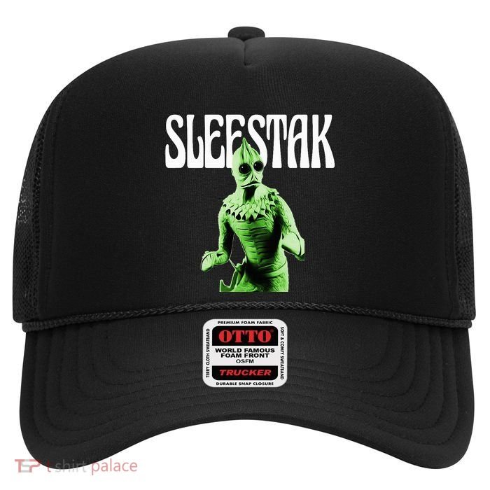 Retro Sleestak Reptilian Alien Graphic Trucker Hat | TShirtPalace