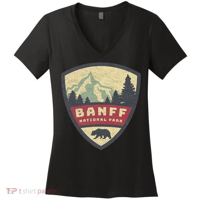 Vintage Retro Canadian Banff National Park Rustic Souvenirs Women's V ...